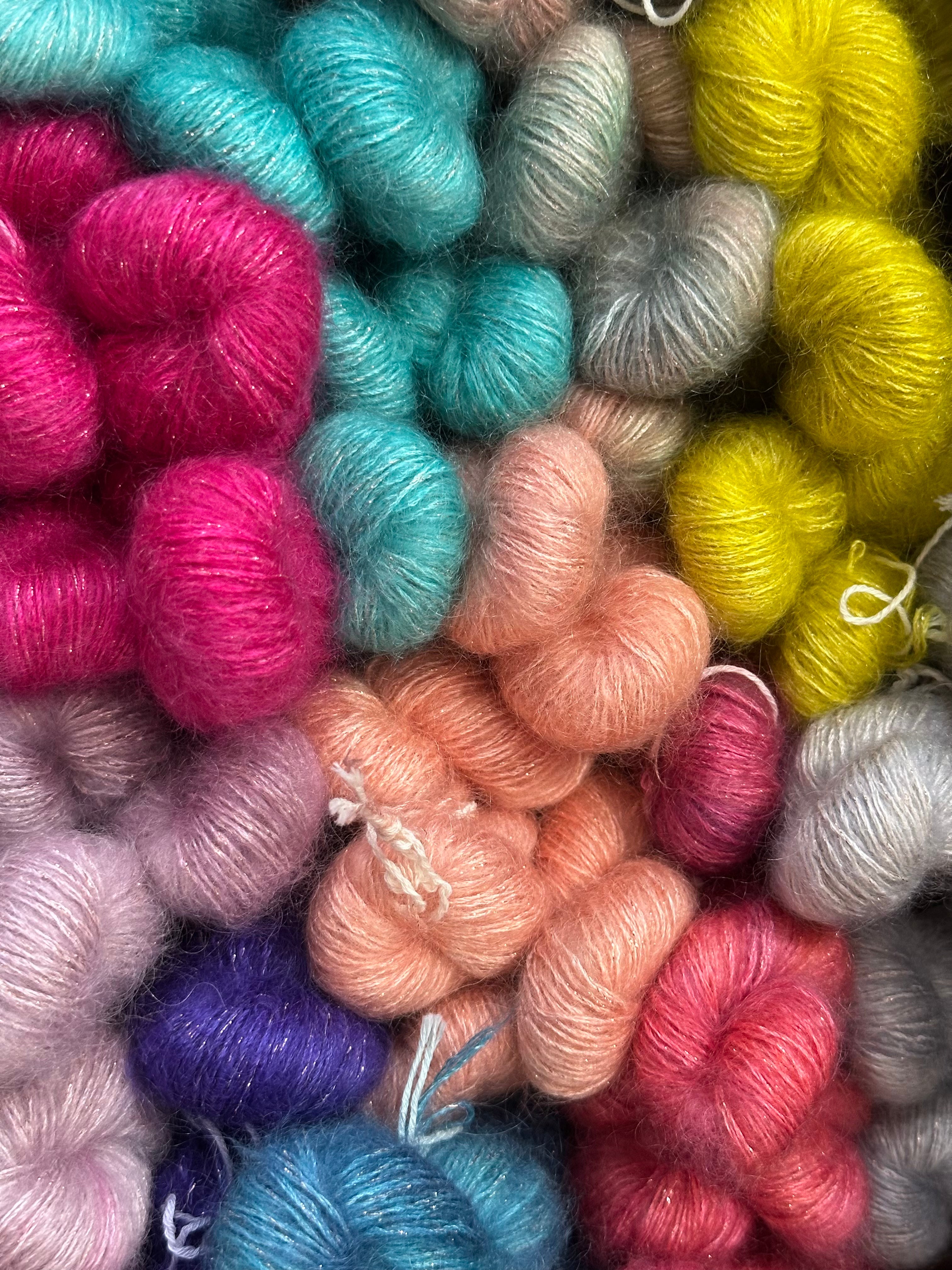 Julie Asselin Anatolia Étoiles – Royal Bee Yarn